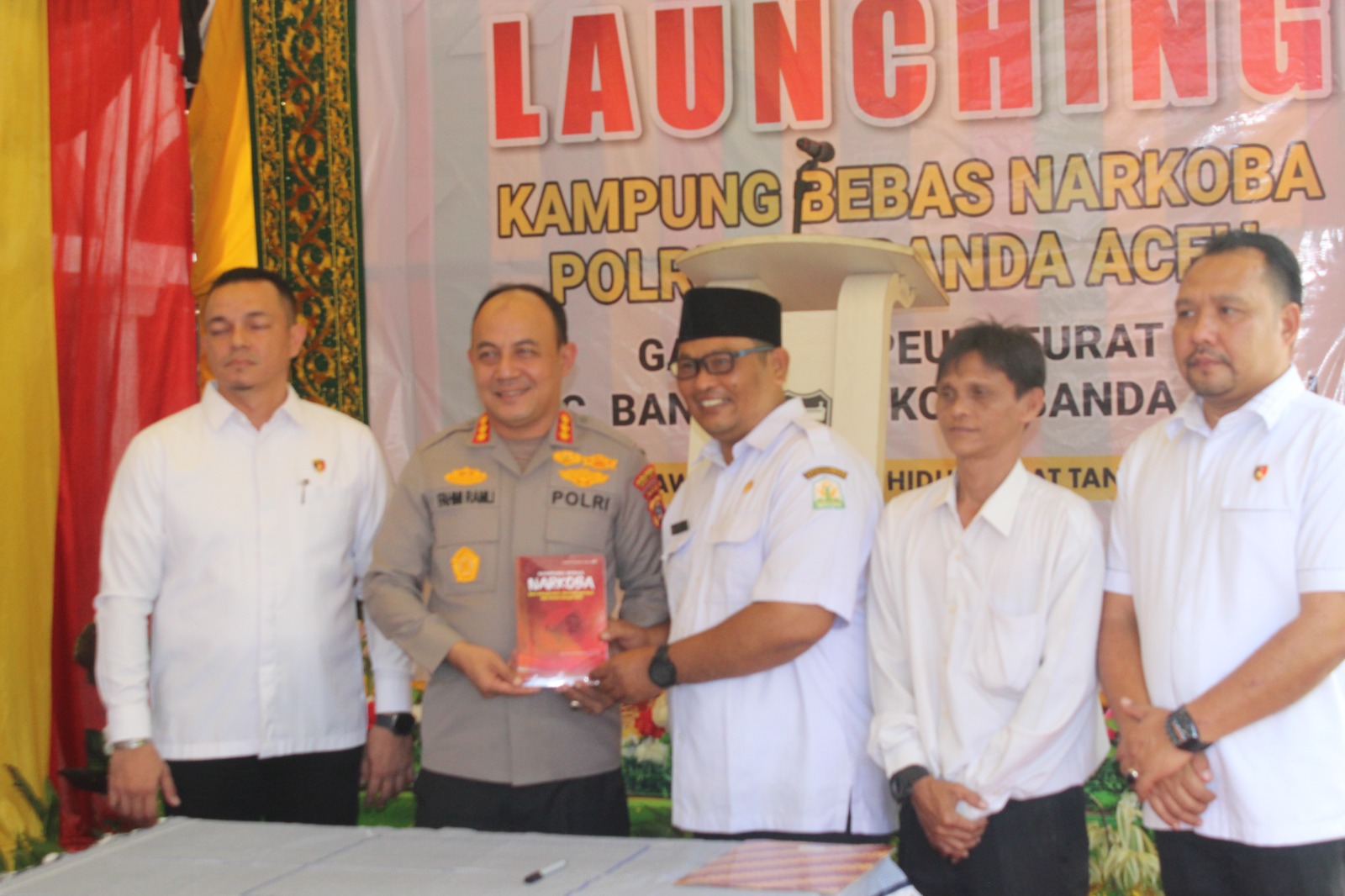 Kapolresta Banda Aceh Melaunching Kampung Bebas Narkoba di Gampong Peunyeurat - Gampong Peunyerat